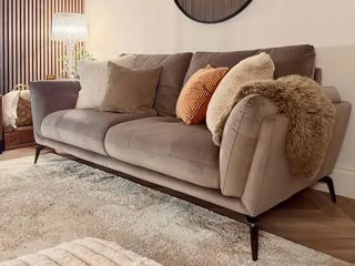 Harlan Footstool | DFS